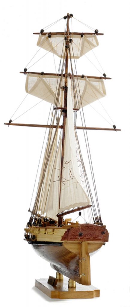 HMS Hunter Model Boat ,Superior Range,ready made,wooden,handcrafted ...