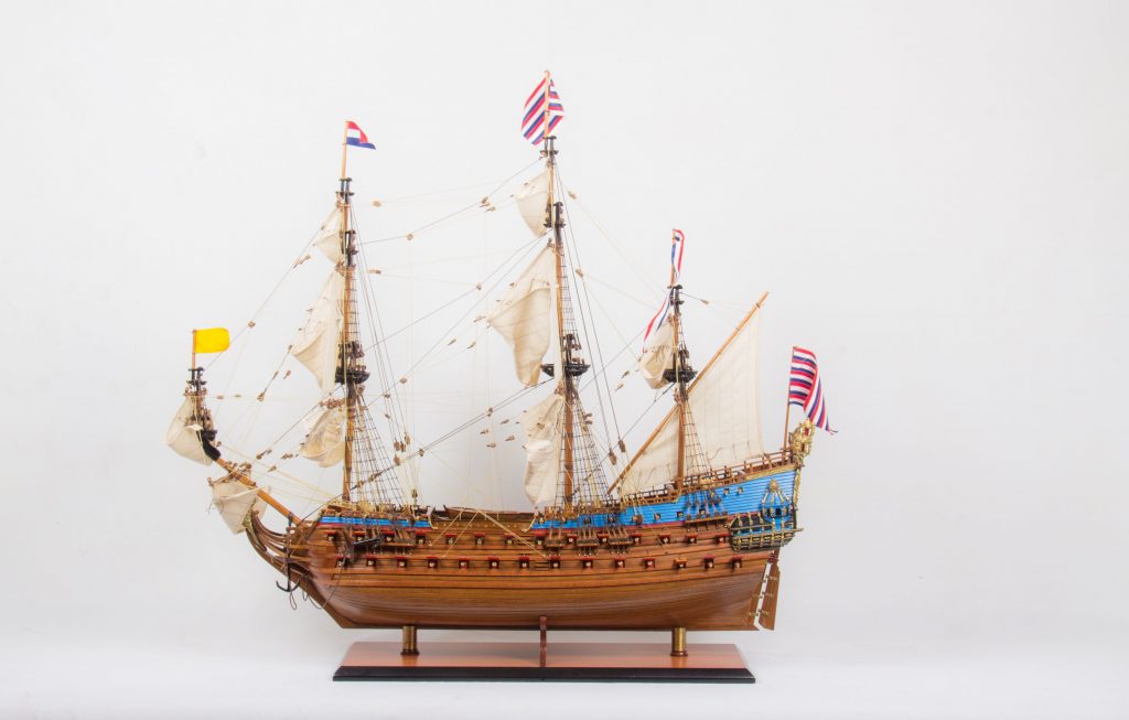 Zeven Provincien,ready made,wooden,handcrafted,historical,Custom Range ...