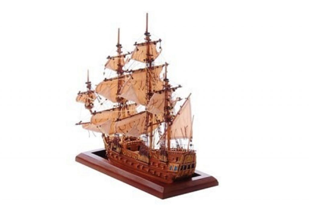 Bristol Waterline Model Ship,handcrafted,ready made,wooden,premier range